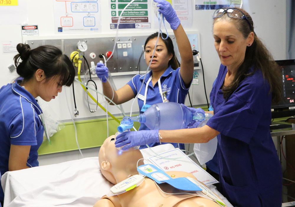 UC nurses hone skills in simulated setting - University of Canberra