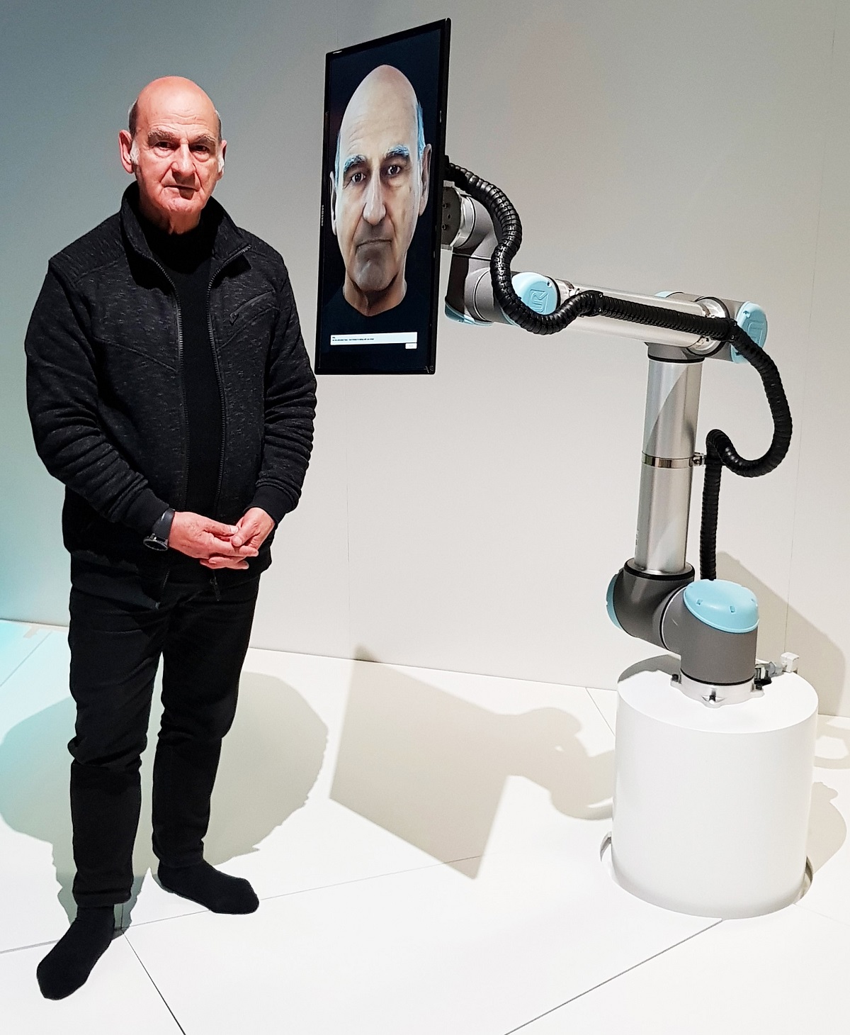 Talk to the (Articulated) Head 2.0 | UnCover - The University of Canberra