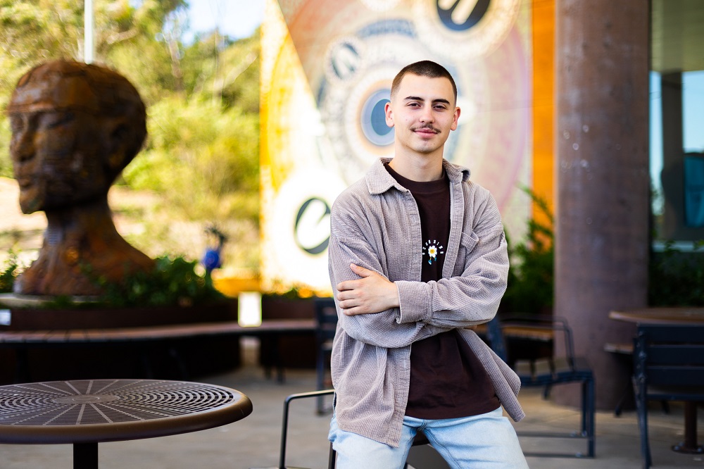 Liam Searle awarded the 2023 Tom Calma Medal at UC graduations ...